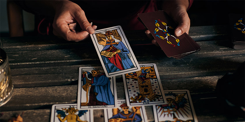 How To Shuffle Tarot Cards